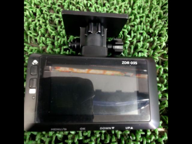 COMTEC ZDR035 前後2カメラドライブレコーダー | 中古品 | アップガレージ 横浜町田総本店 | カー用品 カーAVアクセサリー ドライブレコーダーを通販で購入する | 中古カー ...
