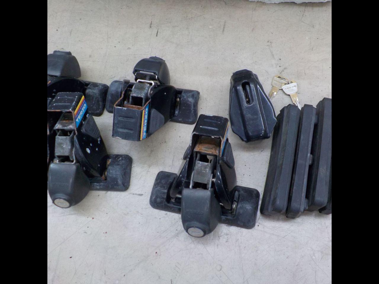 【TERZO】TERZO ベースキャリアフット + 取付ホルダー EH277 E51エルグランドで使用 | 中古品 | アップガレージ 姫路店 | カー用品 キャリアを通販で購入する | 中古 ...