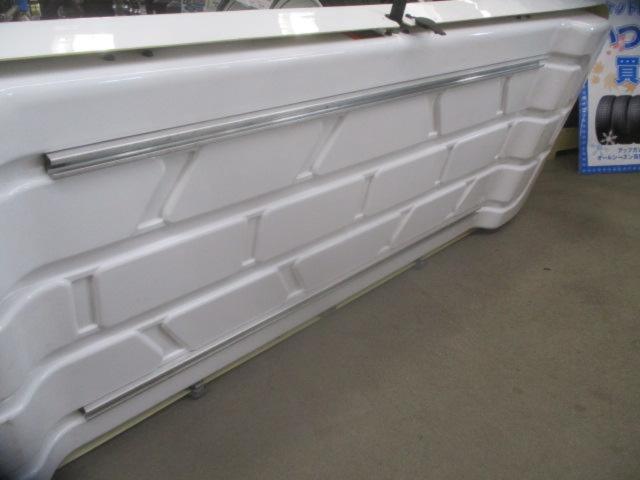 TERZO LOWLYDER ルーフボックス | わけあり | アップガレージ 水戸店 | カー用品 キャリア ルーフBOXを通販で購入する | 中古カー＆バイク用品の販売ならアップガレージ