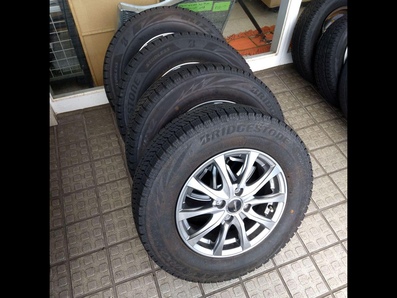 【HOT STUFF】EXCEEDER + 【BRIDGESTONE】BLIZZAK VRX2 | 中古品 | アップガレージ 福井店 | カー用品 スタッドレスタイヤホイールセット 14 ...