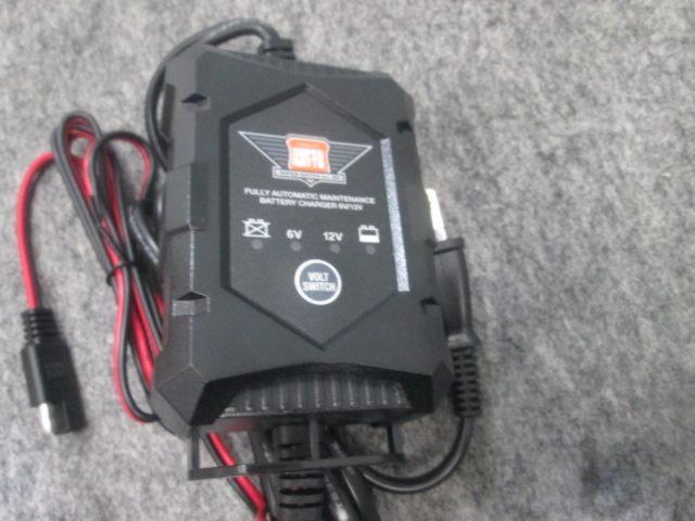 SUPER NATTO 6/12Vバッテリー充電器 | バイク用品 メンテナンス 工具・メンテナンス(二輪)を通販で購入する | 中古カー ...
