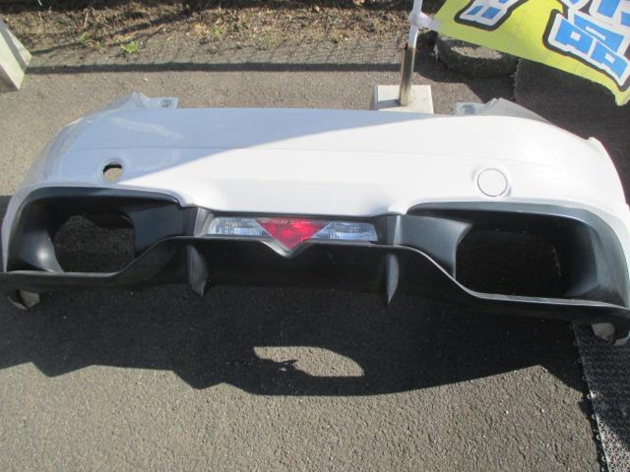 【トヨタ純正】86/ZN6 後期純正バンパー + TRD リアスポイラー | 中古品 | アップガレージ 宮崎北店 | カー用品 ボディパーツ ...