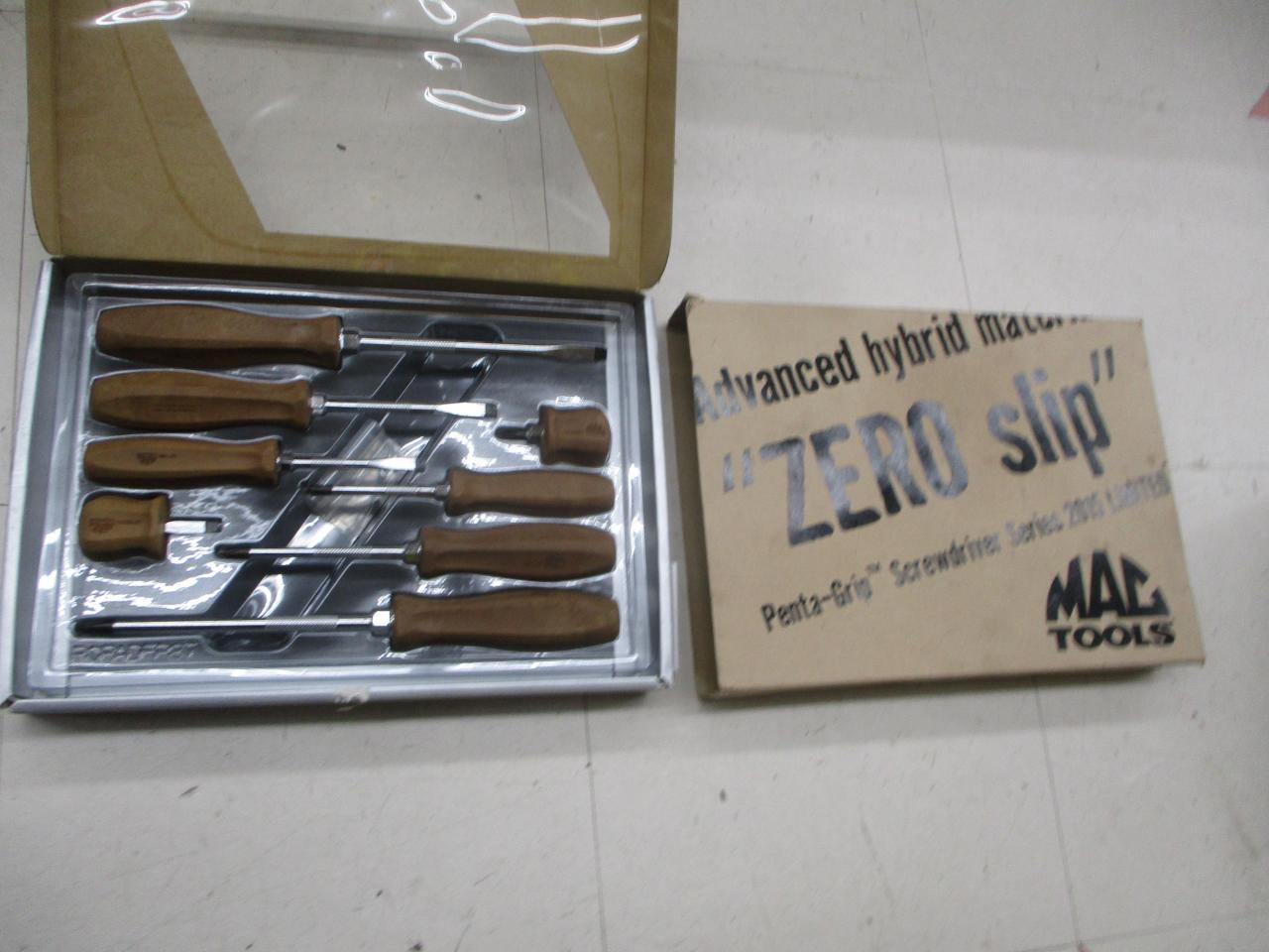 MACTOOLS ZERO SLIP 2015LIMITED ドライバーセット | 中古品 | アップガレージ 秦野インター店 | カー用品 メンテナンス 工具を通販で購入する | 中古カー ...