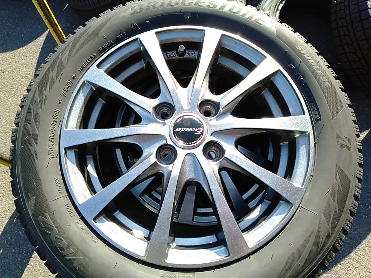 BRIDGESTONE BLIZZAK VRX2+HOT STUFF Exceeder EX10 | 中古品 | アップガレージ 札幌東雁来店 | カー用品 スタッドレスタイヤホイールセット ...