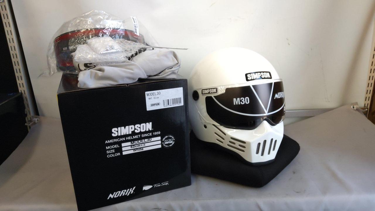 【SIMPSON】サイズ:62cm(XXL) MODEL30 ホワイト 62cm+スモークシールドセット!! | 中古品 | アップガレージ ...