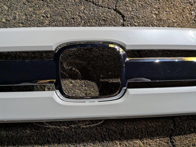 【ホンダ純正】(71121-J010/90D-9)V-VAN 純正グリル | 新古品 | アップガレージ 四日市店 | カー用品 ボディパーツ ...