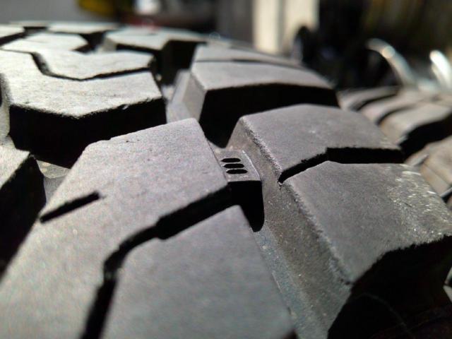 YOKOHAMA GEOLANDAR X-AT 145R14 85/83Q 6PR | 中古品 | アップガレージ 川越インター店 | カー ...