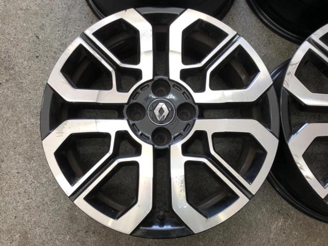 ルノー トゥインゴ GT純正ホイール | 中古品 | アップガレージ 国立府中インター店 | カー用品 アルミホイール 17インチホイールを ...