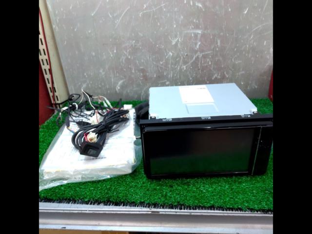 トヨタ純正(TOYOTA) NSZT-W68T 7V型VGA200mmワイド/4X4フルセグ・Bluetooth・Wi-Fi・HDMI内蔵 ...