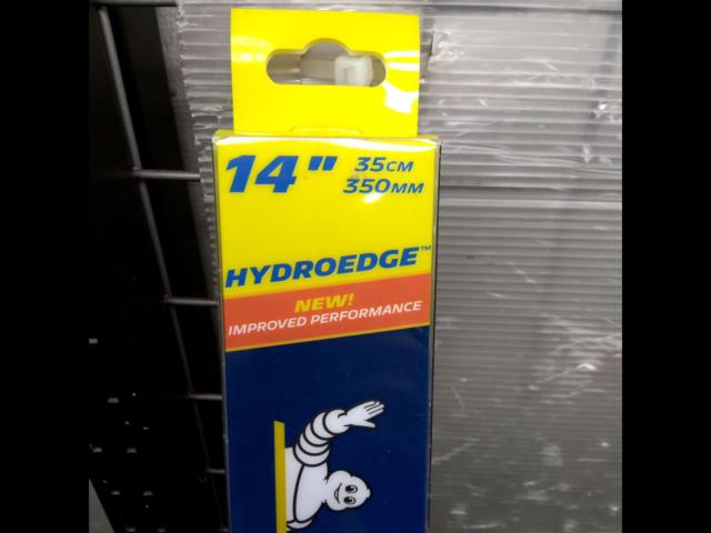 MICHELIN HYDROEDGE 350mm ワイパー | 新古品 | アップガレージ 千葉八千代店 | カー用品 その他(カー用品 ...