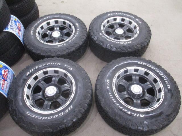 PRO COMP XTREME + BFGoodrich All-Terrain T/A K02 265/70R17 121/118S ...