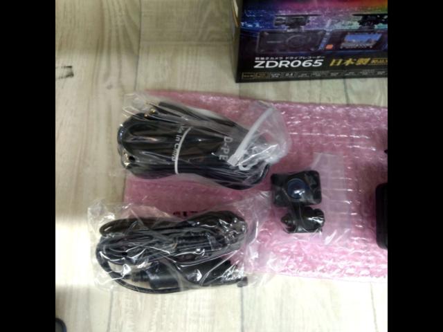 【COMTEC】COMTEC ZDR065 前後カメラ搭載ドライブレコーダー | 新古品 | アップガレージ 尾張旭店 | カー用品 カーAVアクセサリー ドライブレコーダーを通販で購入する ...