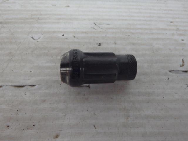 WePro クロモリ鋼鍛造ロックナット M12×P1.5 17HEX 24個セット | 中古品 | アップガレージ 埼玉入間店 | カー用品 タイヤホイール関連 取付ナットを通販で購入する ...