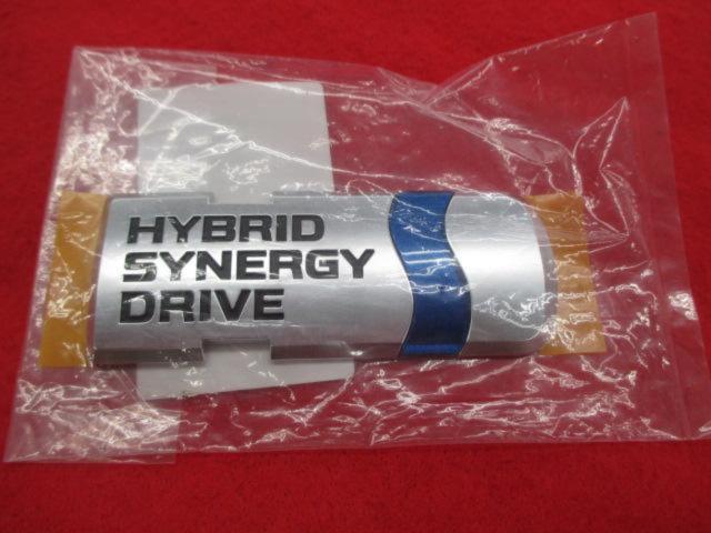 【トヨタ純正】75445-52030 アクア MXPK11 ハイブリッドエンブレム | 新古品 | アップガレージ 宮崎北店 | カー用品 ...