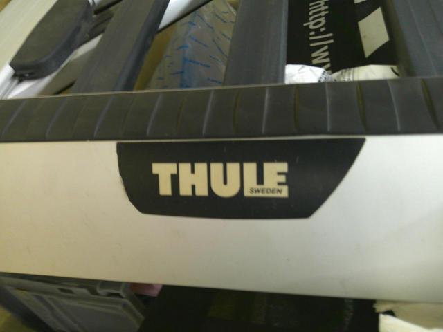 THULE トレイル823+ベースキャリア | 中古品 | アップガレージ 札幌東雁来店 | カー用品 キャリア その他キャリアを通販で購入 ...