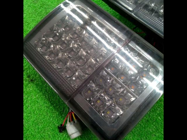 【その他】エヴリィバン DA64V / DA17V 用 LEDテールレンズ | 中古品 | アップガレージ 姫路店 | カー用品 ボディパーツ ...
