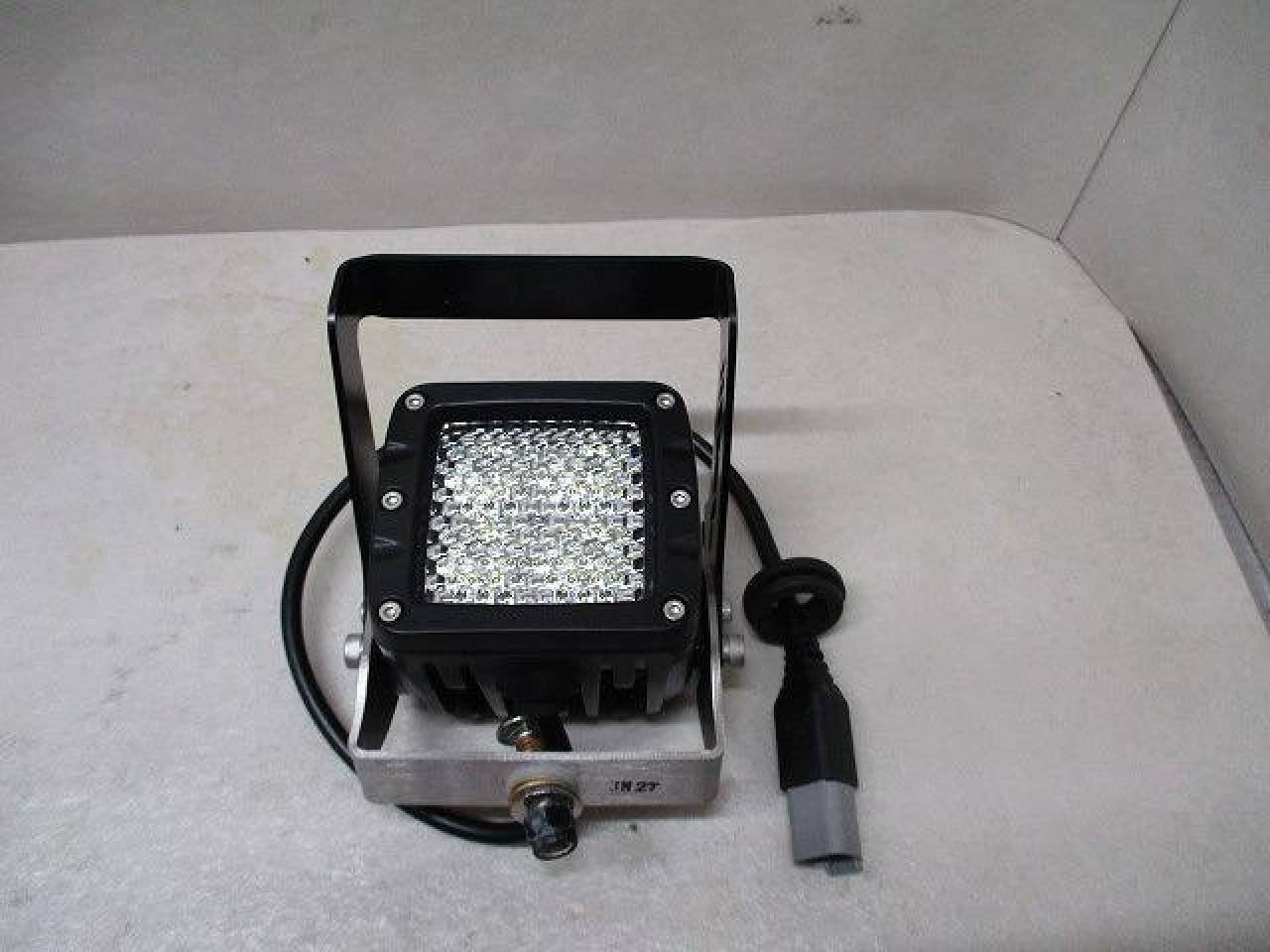 IPF ワークライト 642WL-1 | 中古品 | アップガレージ 埼玉久喜店 | カー用品 メンテナンス 工具を通販で購入する | 中古 ...
