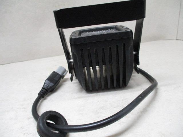 IPF ワークライト 642WL-1 | 中古品 | アップガレージ 埼玉久喜店 | カー用品 メンテナンス 工具を通販で購入する | 中古 ...