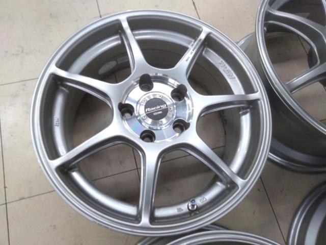 ENKEI Racing RS+M 16インチ2本 17インチ2本です | 中古品 | アップガレージ 千葉八千代店 | カー用品 アルミ ...