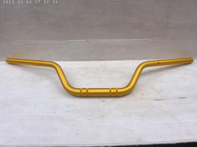 PLOT EFFEX Z900RS 2BL ハンドルバー Y12173 | 中古品 | アップガレージ 郡山店 | バイク用品 ハンドル・ハンドル廻り その他ハンドル・ハンドル廻り(二輪)を ...