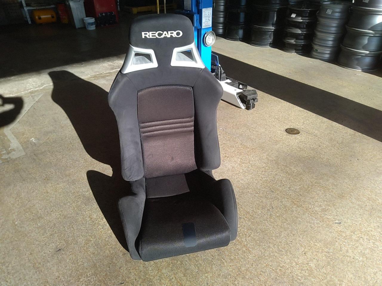 RECARO SR11(SR-11)リクライニングシート | 中古品 | アップガレージ 千葉成田店 | カー用品 シート リクライニング ...