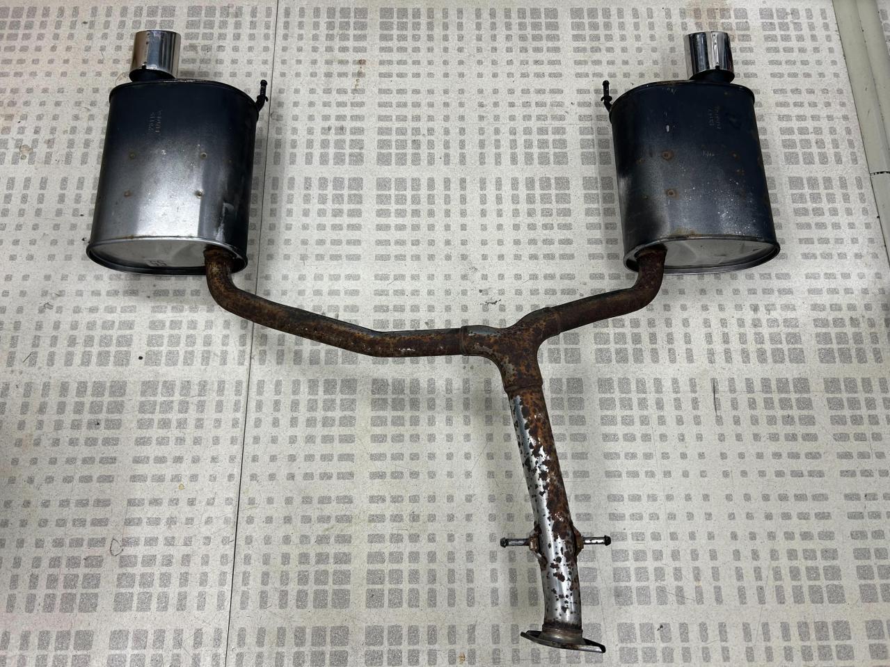 【マークX/GRX135/4WD/2.5L】TOYOTA純正 マフラー | 中古品 | アップガレージ 函館北斗店 | カー用品 吸気・排気系 ...