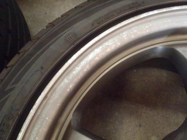BLACK RACING PRO N1 + MEDALLION CST MD-A1 215/45R17 91W | 中古品 | アップガレージ ...