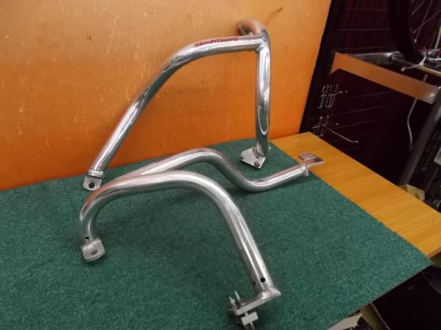 GOLDMEDAL(ゴールドメダル) エンジンガード ゼファー1100 | 中古品 | アップガレージ ライダースナップス前橋インター店 ...