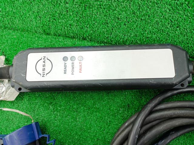 日産純正 充電ケーブル | 中古品 | アップガレージ 岡山倉敷店 | カー用品 メンテナンス 工具を通販で購入する | 中古カー＆バイク用品 ...
