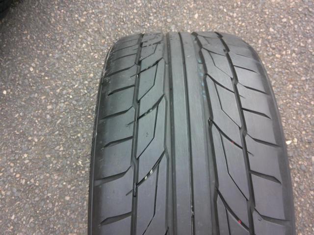 NITTO NT555G2 245/35-21 4本セット Z02073 | 中古品 | アップガレージ 郡山店 | カー用品 タイヤ 21 ...