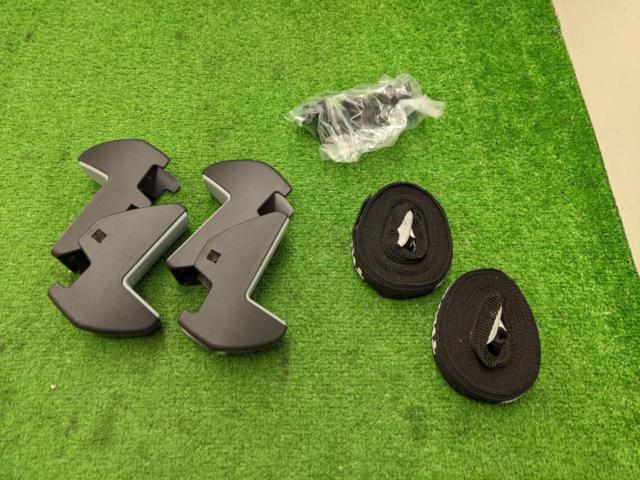THULE 579 カヌーキャリアアタッチメント | 新古品 | アップガレージ 札幌平岡店 | カー用品 キャリア その他キャリアを通販で ...