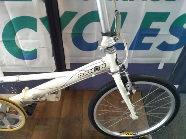 DAHON impulse 20x1.4インチ 外装7段変速 折りたたみ自転車 ホワイト | 折りたたみ自転車を通販で購入する | 中古自転車 ...