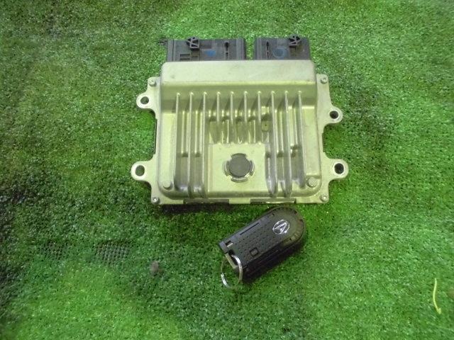 デンソー エンジンコンピューター（ムーヴ） 純正パーツ コンピューター 89261-B2101 | カー用品 電装系 コンピューターを通販で ...