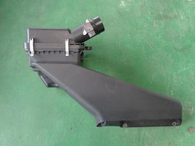 エアクリーナーASSY（インプレッサ） 純正パーツ エアクリーナー 46052FJ010 | カー用品 吸気・排気系 エアクリーナーを通販で ...