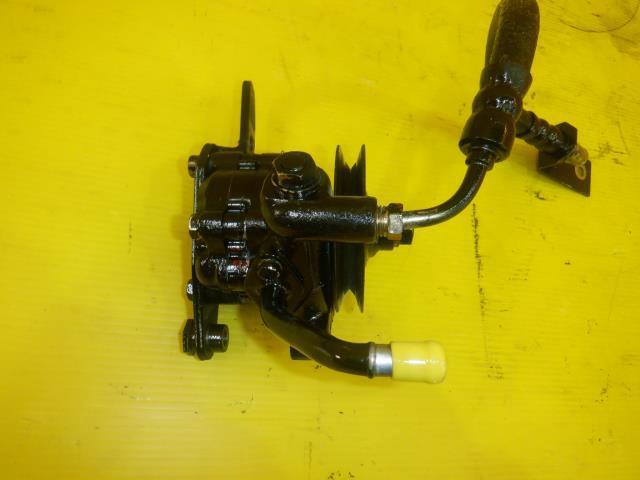 パワステベーンポンプ（キャンター） 純正パーツ その他電装系 MB563690 | カー用品 電装系 その他電装系を通販で購入する | 中古 ...