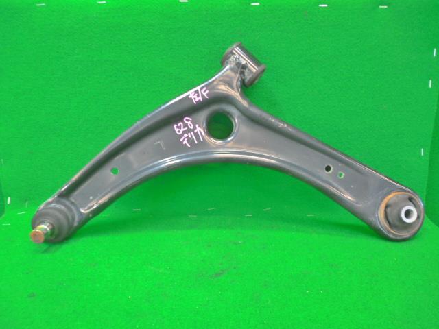左Fロアアーム（デリカD5） 純正パーツ その他足まわり 4013A427 | カー用品 足まわり その他足まわりを通販で購入する | 中古 ...