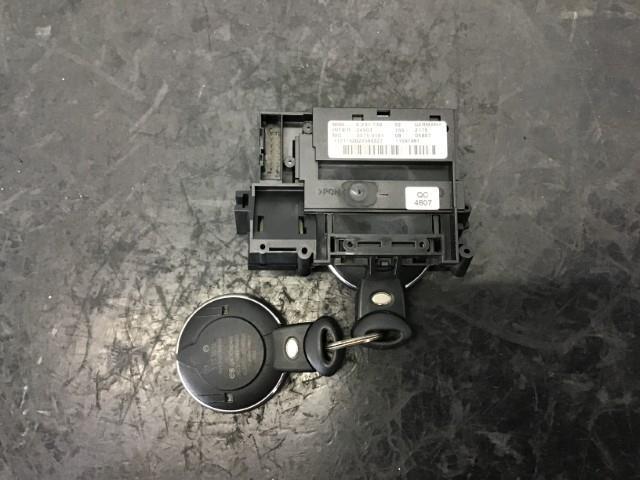 イグニッションスイッチ（BMW ミニ） 純正パーツ その他電装系 61359299332 | 中古品 | 株式会社ビッグウェーブ | カー用品 ...