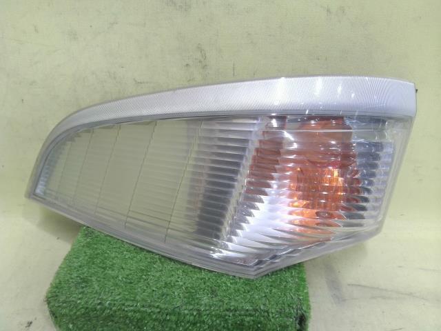 コイト 左フロントウィンカー(大型車用)（キャンター） 純正パーツ その他レンズ関連 MK427117 | カー用品 ボディパーツ その他 ...