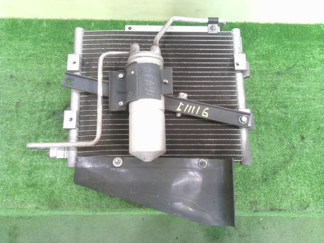 コンデンサー（キャンター） 純正パーツ チューニング電装 ML272229 | カー用品 電装系 チューニング電装を通販で購入する | 中古カー＆バイク用品の販売ならアップガレージ