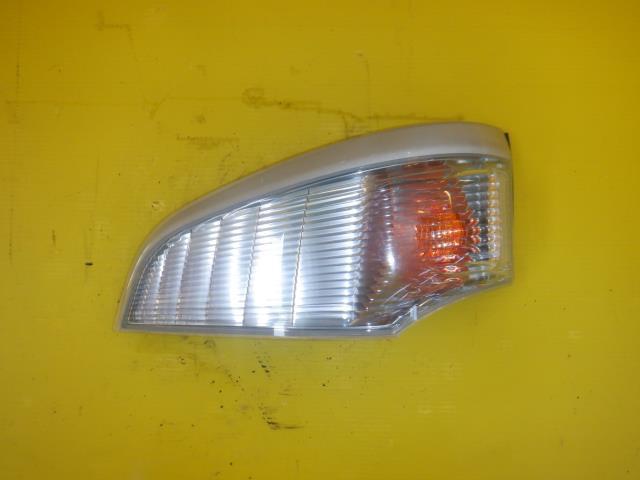 コイト 左フロントウィンカー(大型車用)（キャンター） 純正パーツ その他レンズ関連 MK427117 | 中古品 | 株式会社ビッグウェーブ ...