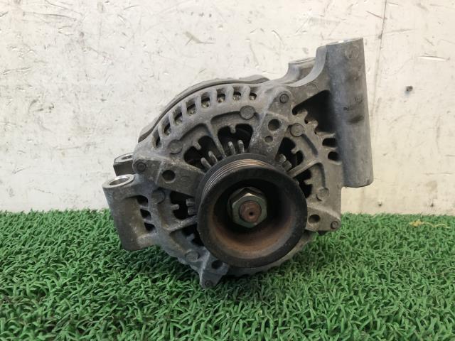 デンソー オルタネーター（レクサス LS） 純正パーツ チューニング電装 27060-38040 | カー用品 電装系 チューニング電装を通販 ...