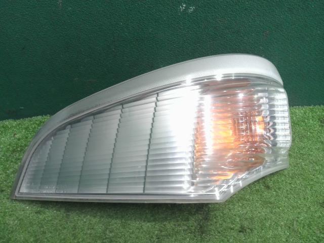 コイト 左フロントウィンカー(大型車用)（キャンター） 純正パーツ その他レンズ関連 MK353663 | カー用品 ボディパーツ その他 ...