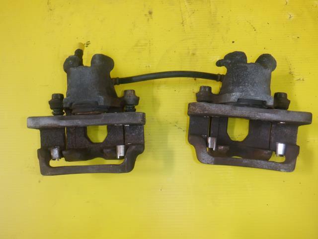 左Fキャリパー（キャンター） 純正パーツ キャリパー MC862106.MC862108 | 中古品 | 株式会社ビッグウェーブ | カー用品 ...