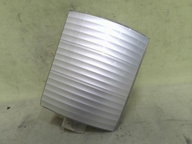 コイト 右クリアランスランプ（キャンター） 純正パーツ その他レンズ関連 MK580530 | カー用品 ボディパーツ その他レンズ関連を通販 ...