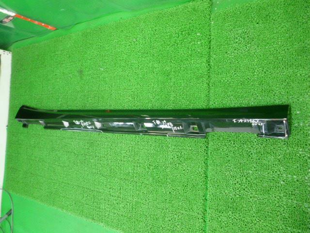右サイドステップ（インプレッサ） 純正パーツ サイドエアロ 96051-FL000-V2 | カー用品 ボディパーツ サイドエアロを通販で購入 ...