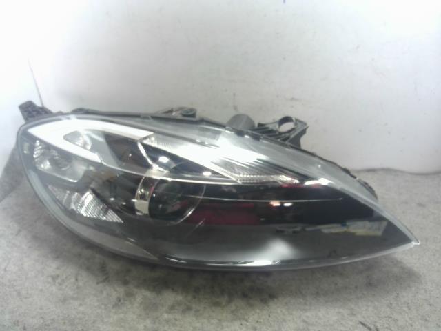 右ヘッドランプASSY（ボルボ 40シリーズ） 純正パーツ ヘッドライト 31383161 | カー用品 ボディパーツ ヘッドライトを通販で ...