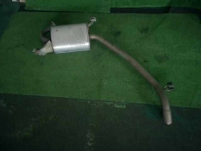 Rマフラー（ヴォクシー） 純正パーツ マフラー 17430-37581 | カー用品 吸気・排気系 マフラーを通販で購入する | 中古カー ...