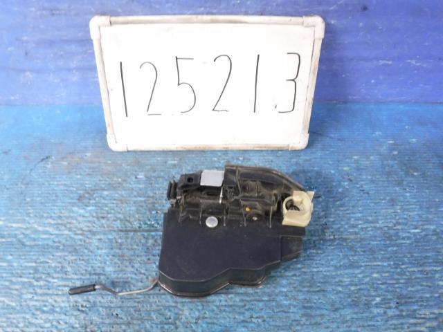 右Fドアロックソレノイド（BMW 3シリーズ） 純正パーツ その他電装系 51217229456 | カー用品 電装系 その他電装系を通販で ...