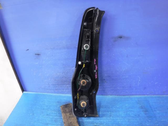 イチコ 右テールランプ（ミラ） 純正パーツ テールレンズ 81550-B2230 | カー用品 ボディパーツ テールレンズを通販で購入する ...