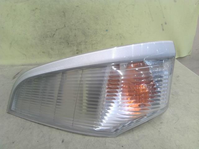 コイト 左フロントウィンカー(大型車用)（キャンター） 純正パーツ その他レンズ関連 MK427117 | カー用品 ボディパーツ その他 ...